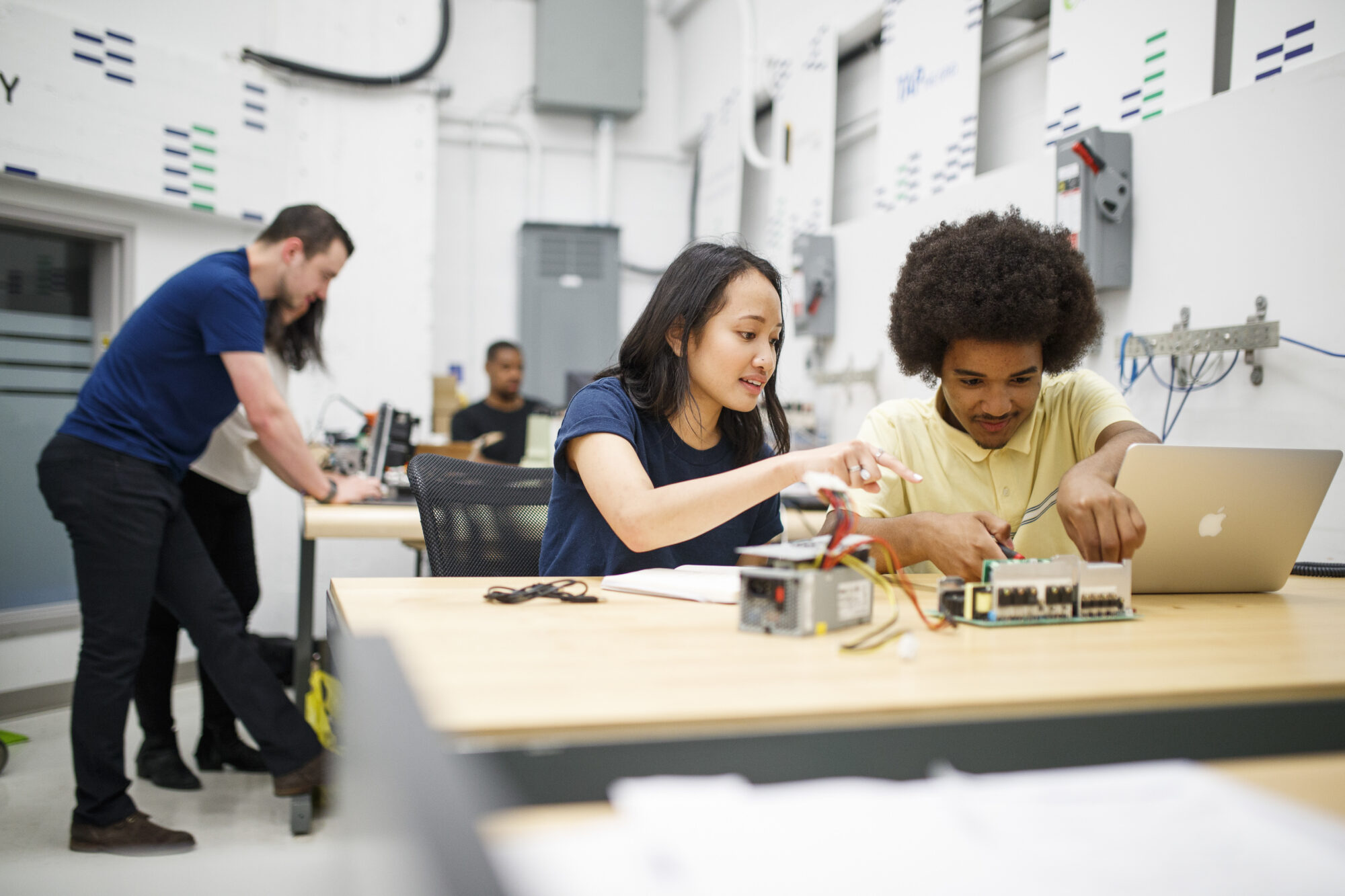 Digital Transformation of Schools and Training Centres - Future Skills ...